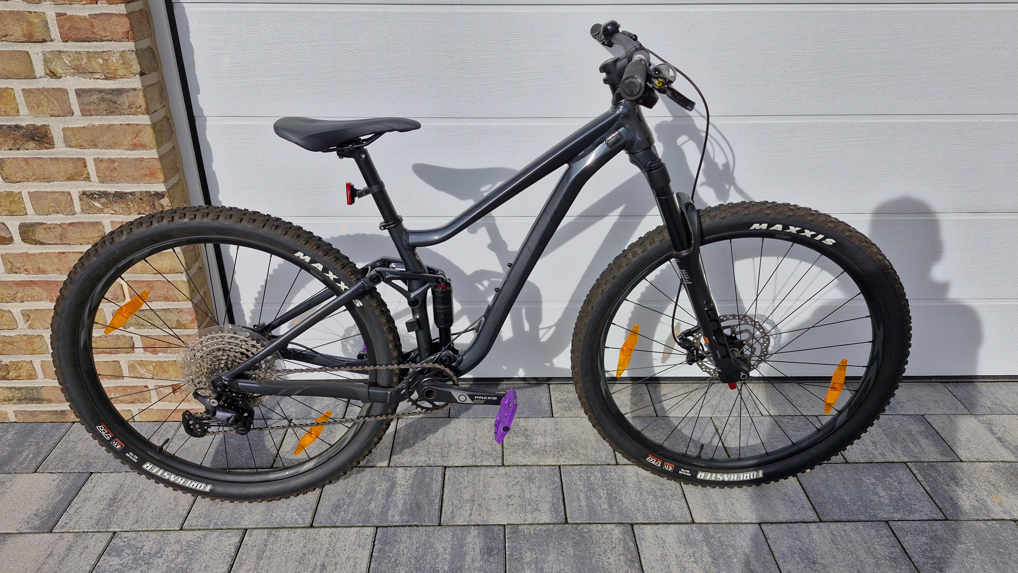 Giant Stance 29 2 used in S | buycycle