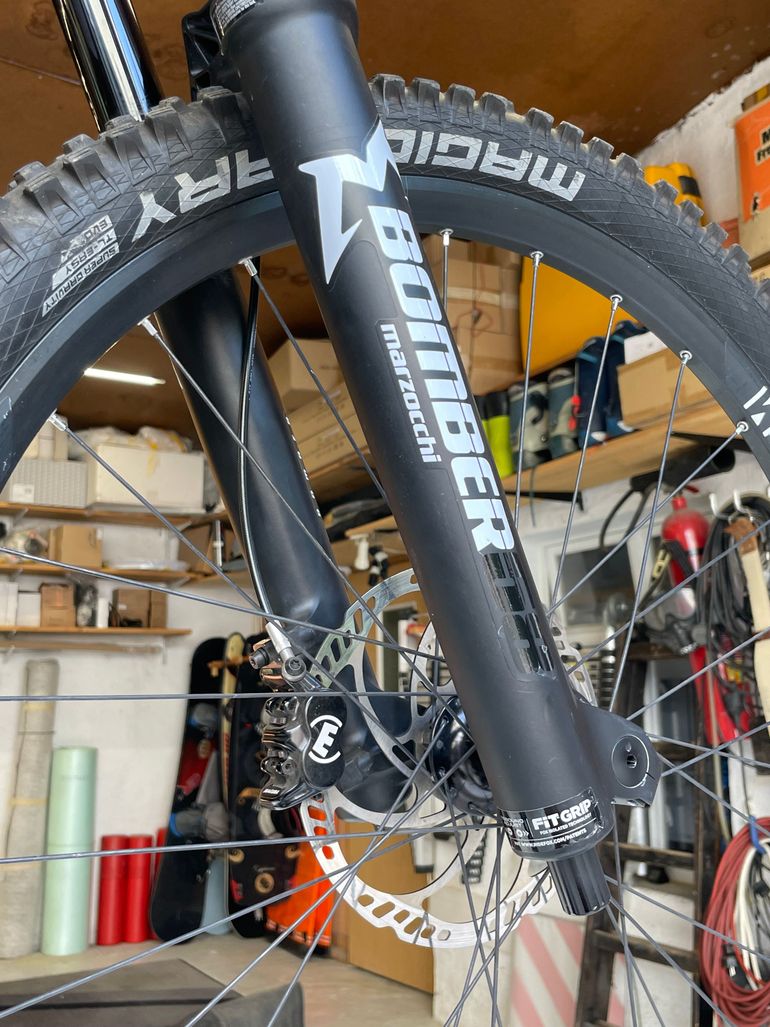 CUBE TWO15 RACE 2022 2022