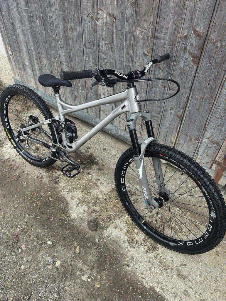 Banshee spitfire slopestyle used in M | buycycle