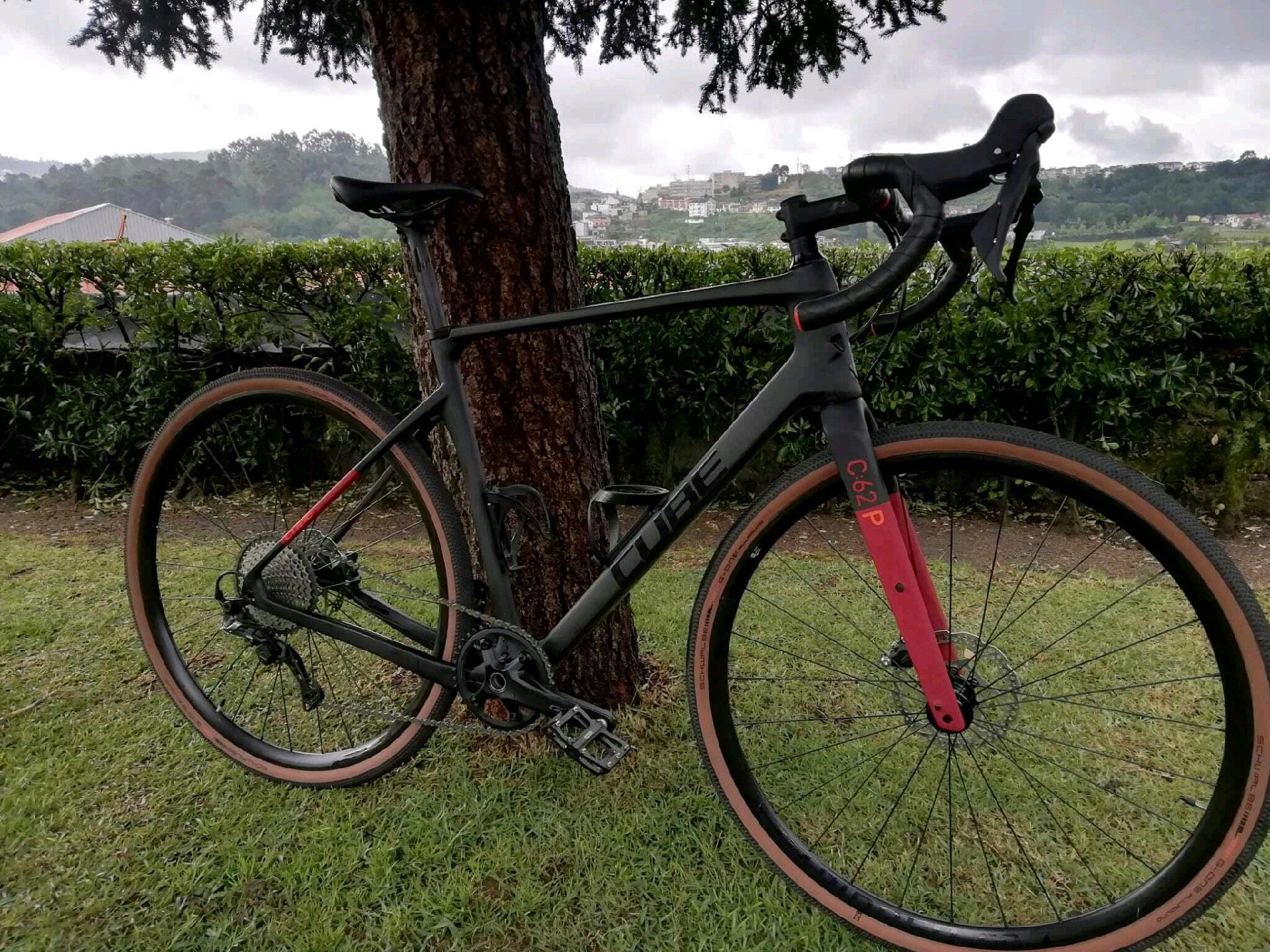 CUBE NUROAD C:62 PRO gebraucht kaufen LG | buycycle