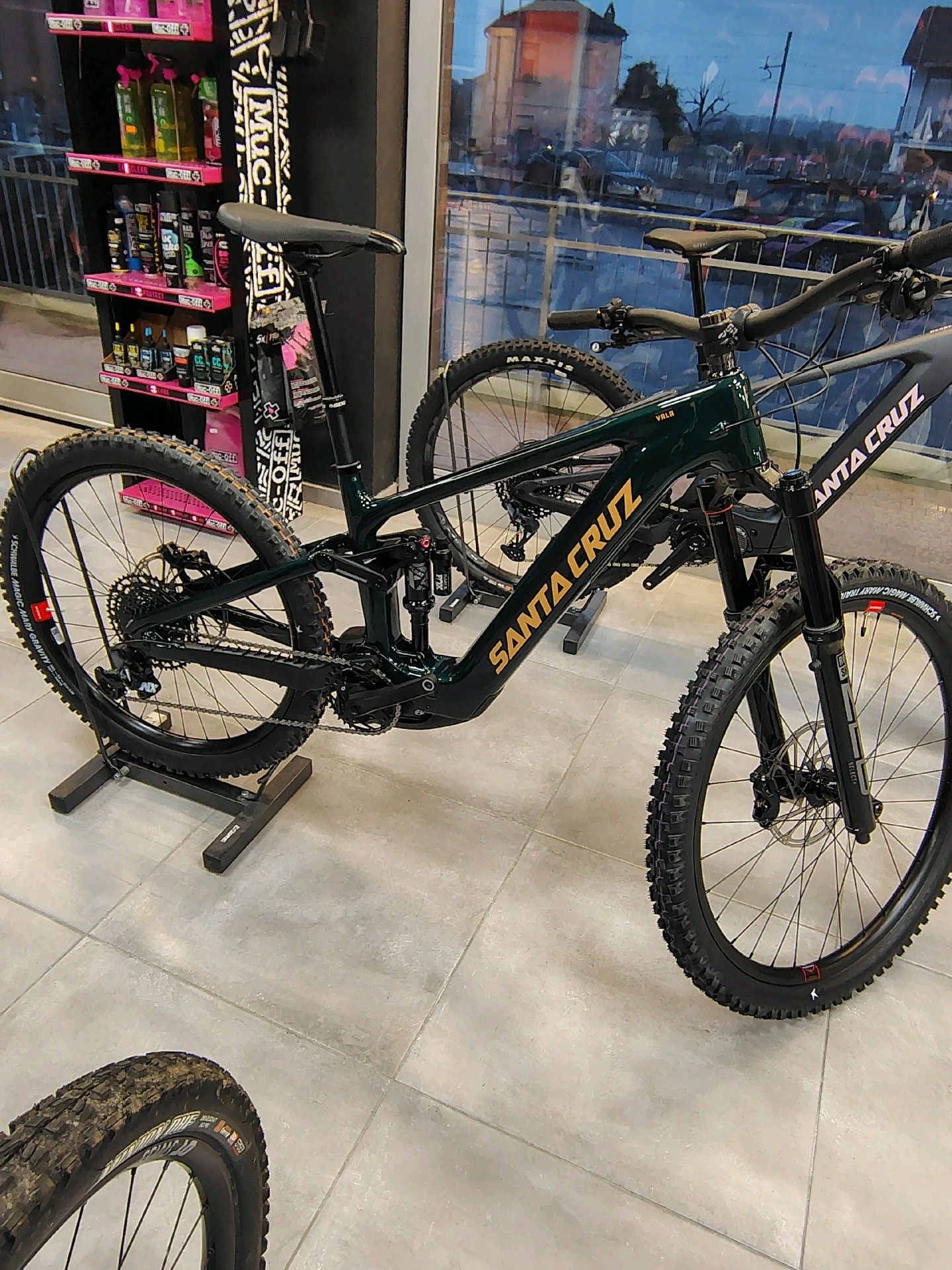 Santa Cruz VALA R / Carbon C usado em M | buycycle