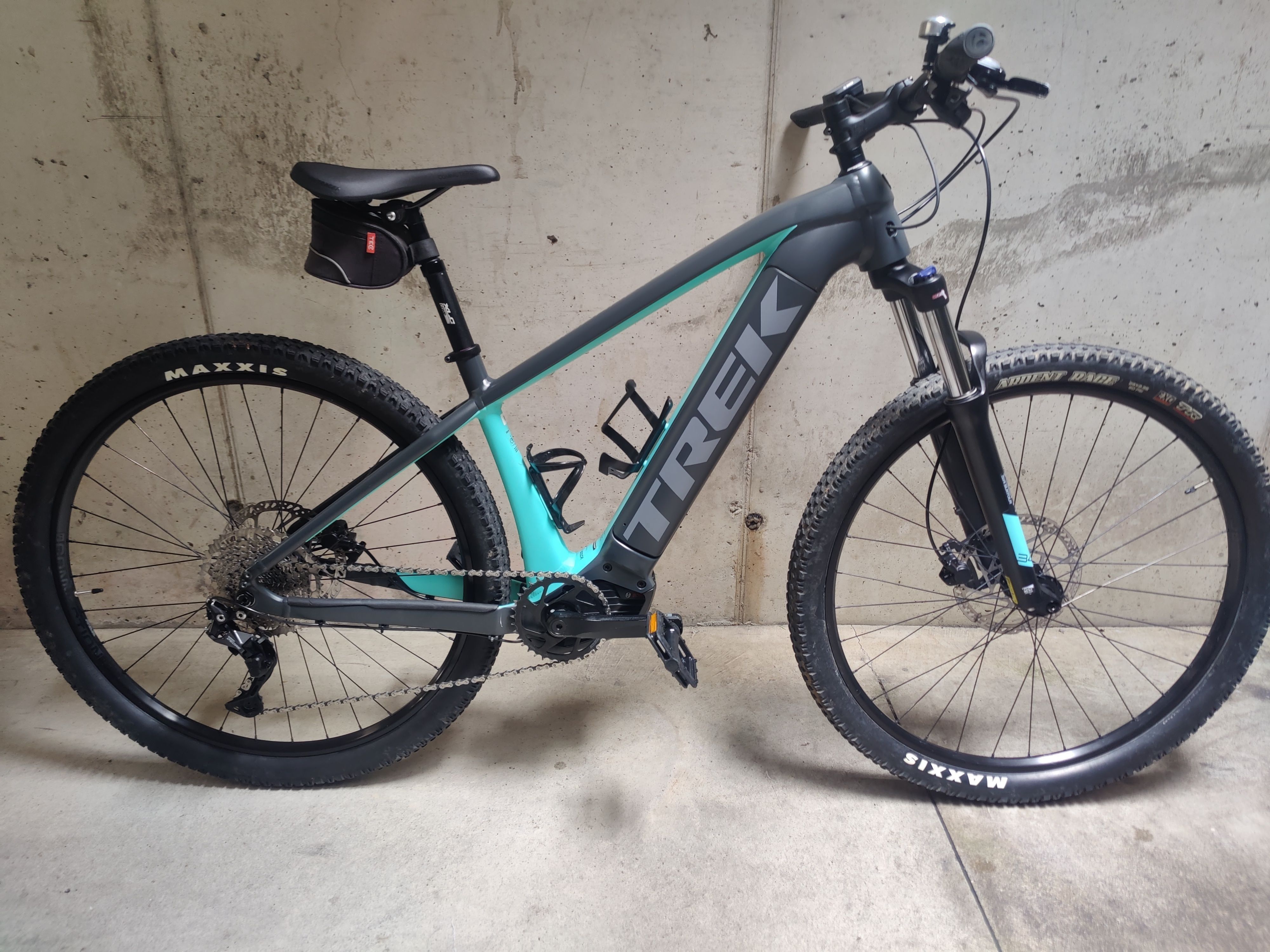 Trek Powerfly 4 625 Gen 3 2023 used in 52 cm | buycycle