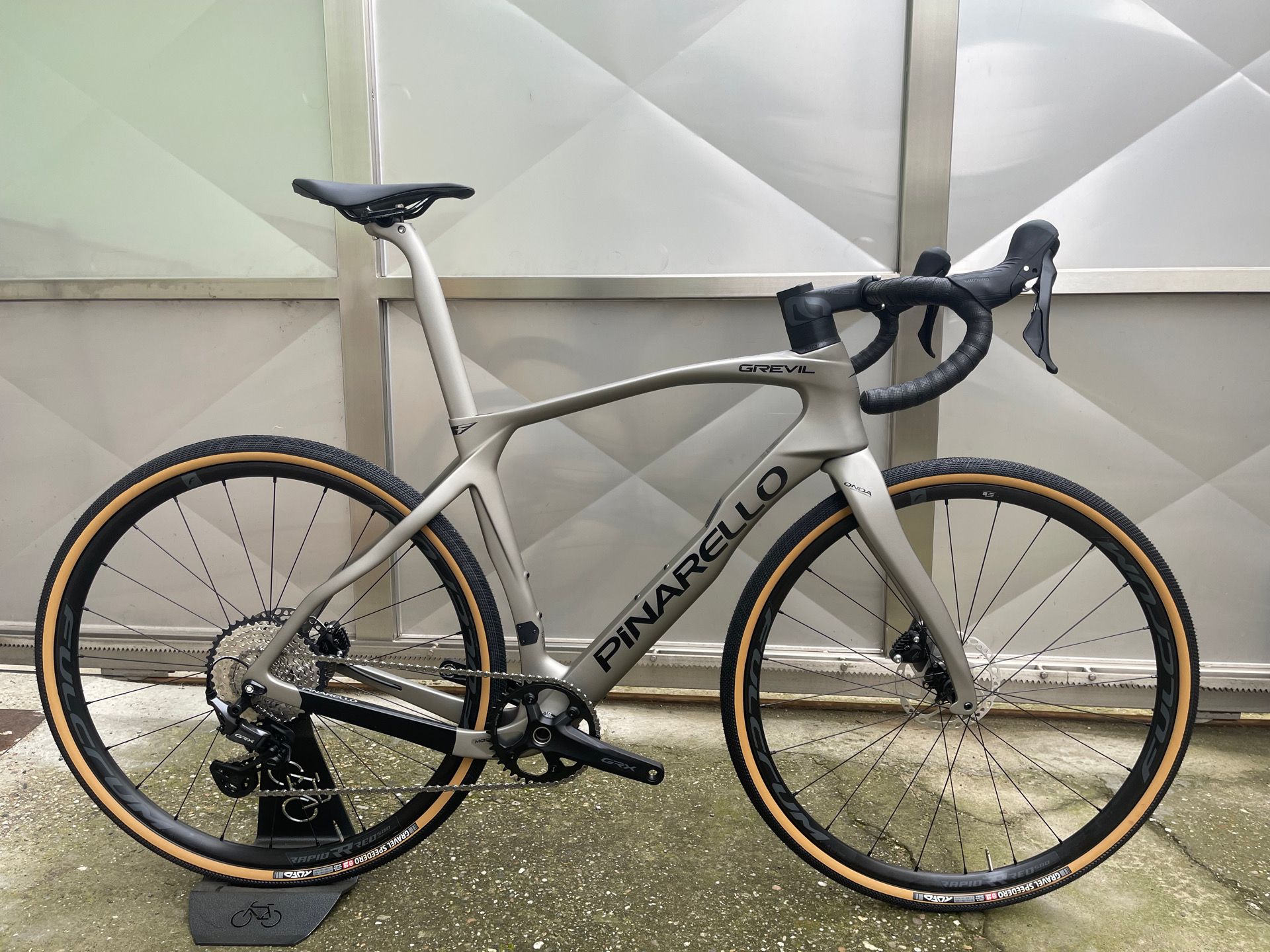 Pinarello GREVIL F5 - SHIMANO GRX 610 gebraucht kaufen M | buycycle