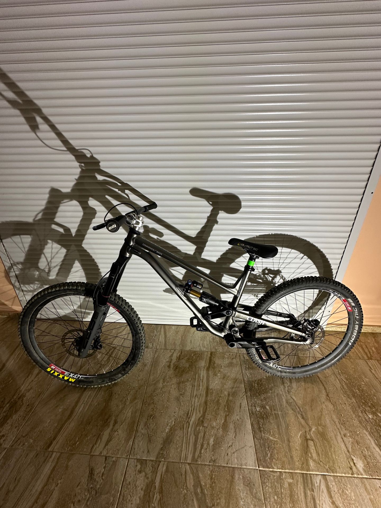 Commencal CLASH ESSENTIAL used in LG | buycycle