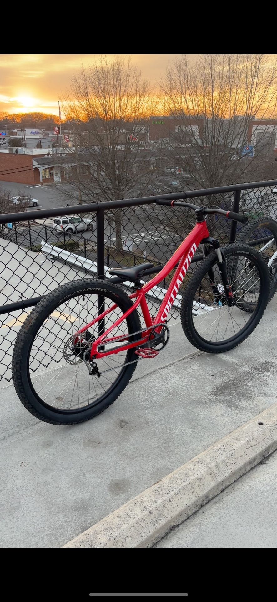 Specialized custom specialized dirt jumper, rockhopper, 2022 used in XS | buycycle