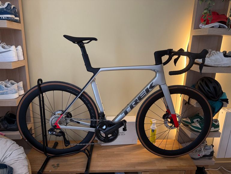 Trek Madone SL 7 Gen 8 utilizado en L | buycycle