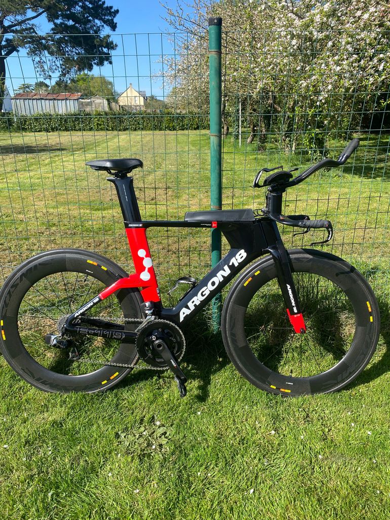 Argon 18 E-119 Tri+ Disc SRAM RED eTap AXS d'occasion en L | buycycle
