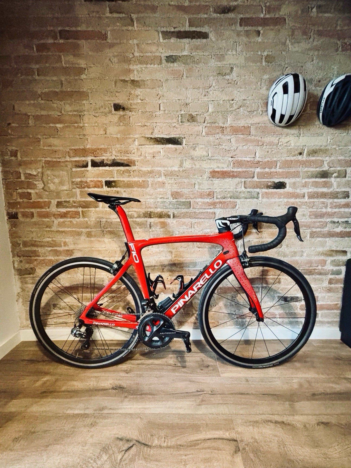 Pinarello Dogma F10 Rim Ultegra Di2 Bike usato in M | buycycle