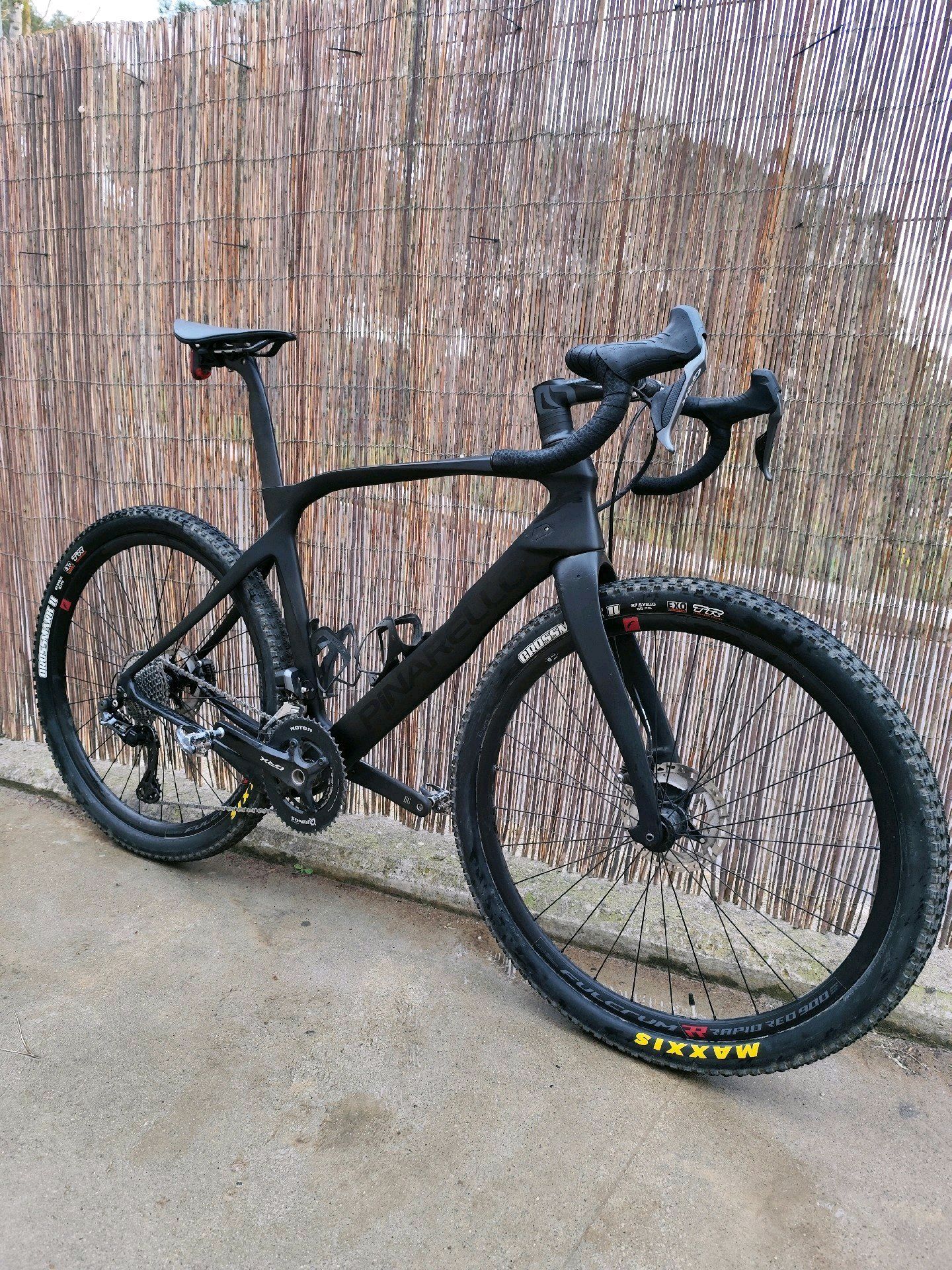Pinarello Pinarello Grevil GRX Di2 rapid red 2021 used in 56 cm | buycycle