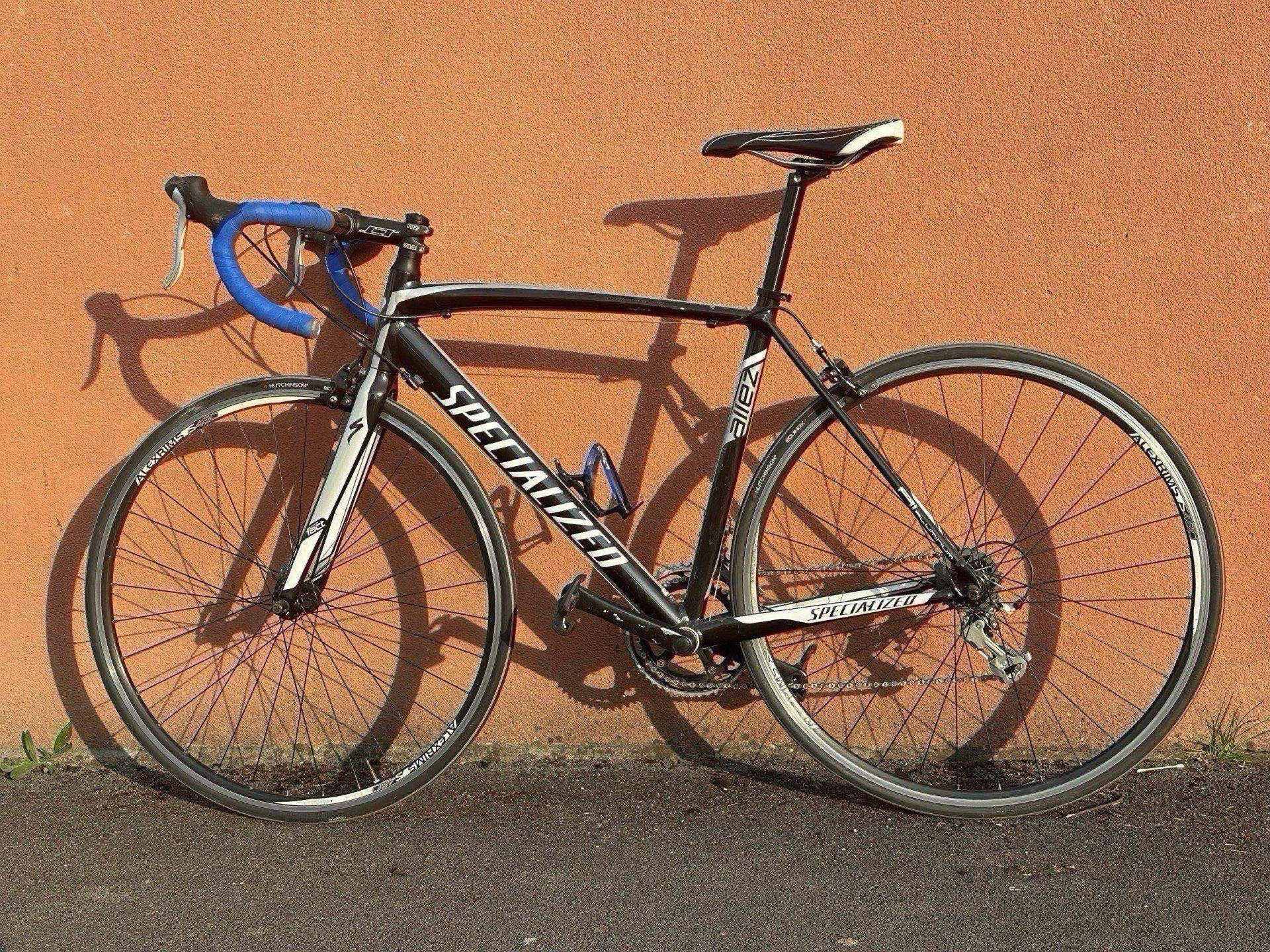 Specialized Allez Compact used in 54 cm | buycycle