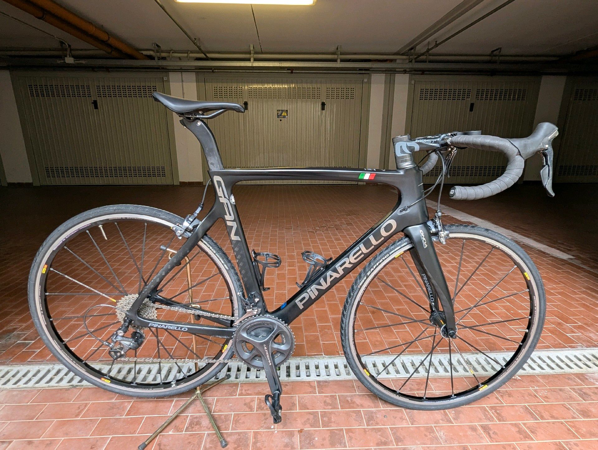 Pinarello GAN 105 Bike usato in 54 cm | buycycle