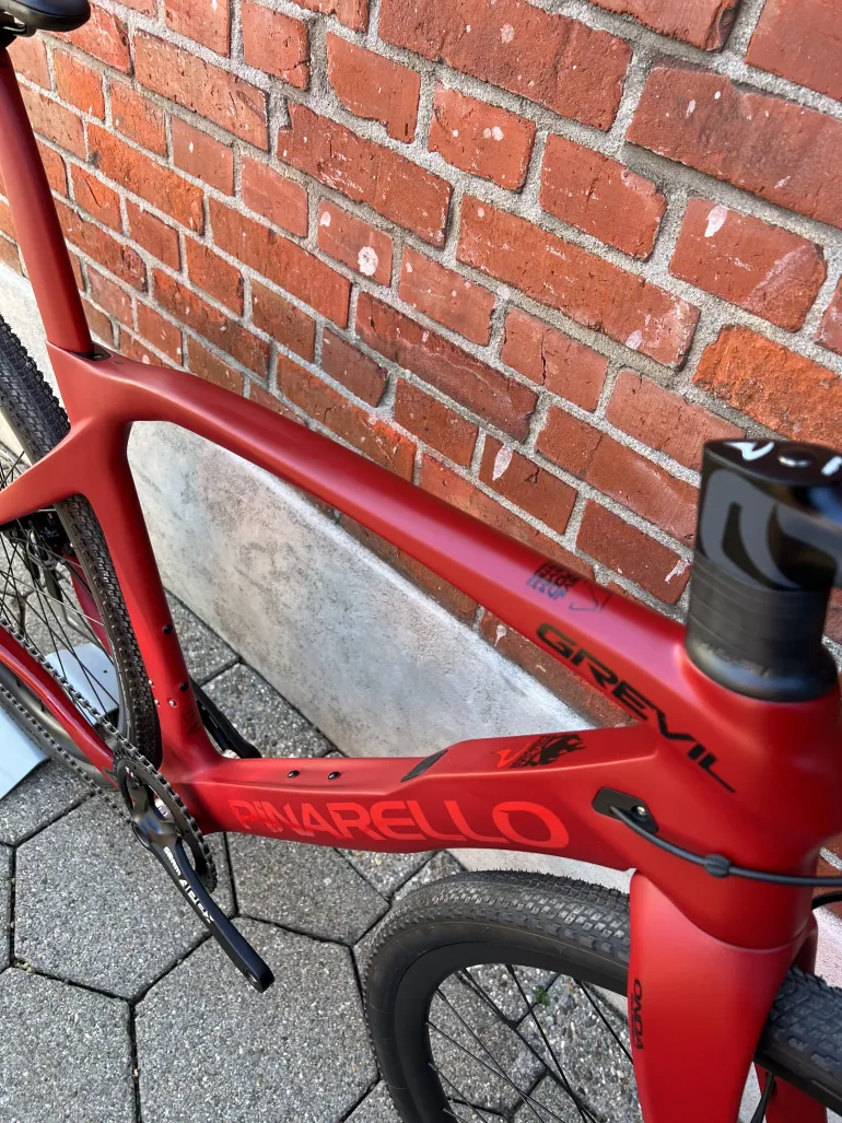 Pinarello grevil used in 53 cm | buycycle