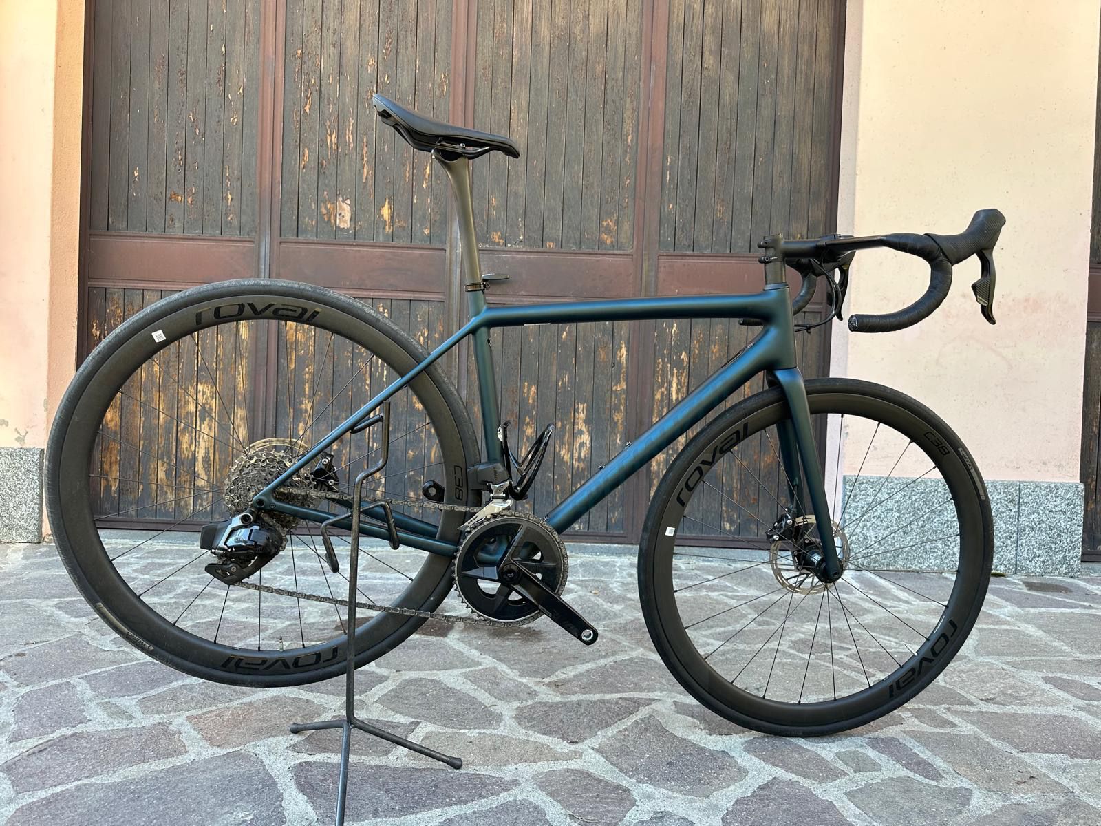 Specialized Aethos Expert - Rival eTap AXS usado em 54 cm | buycycle