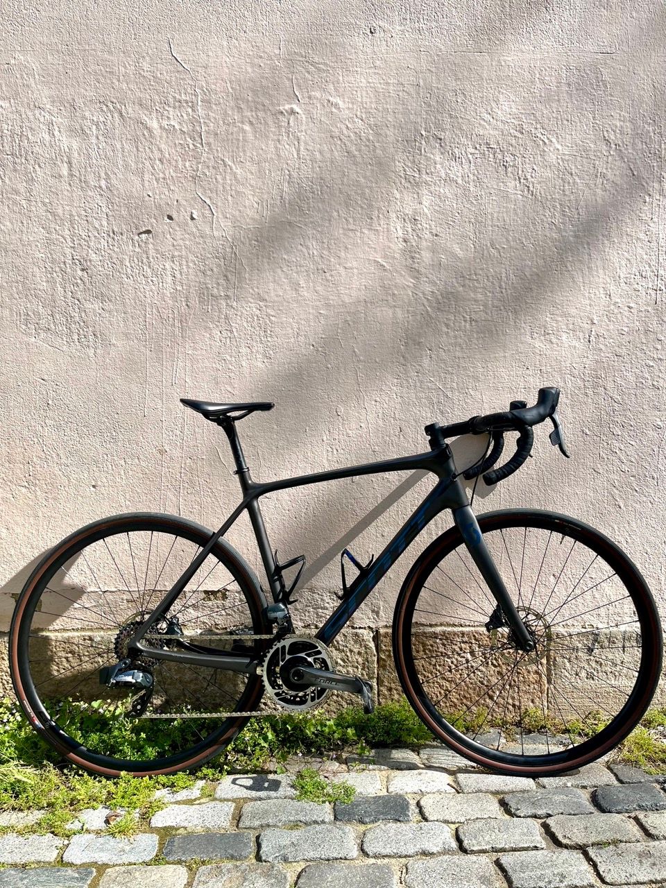 Scott Addict SE disc used in M | buycycle