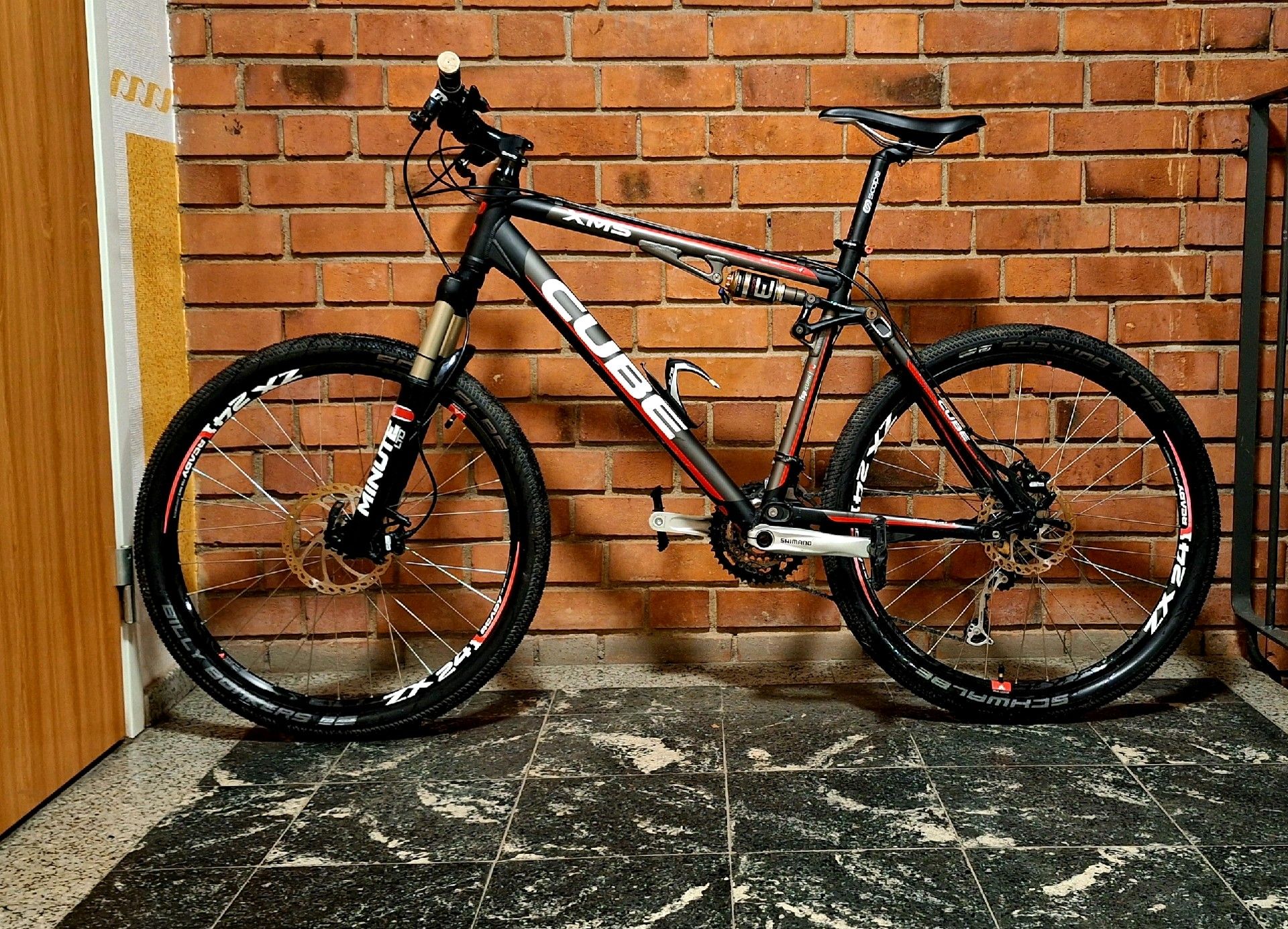 CUBE XMS used in L | buycycle