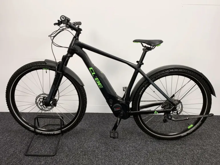 CUBE Acid Hybrid ONE 500 used in 53 cm | buycycle