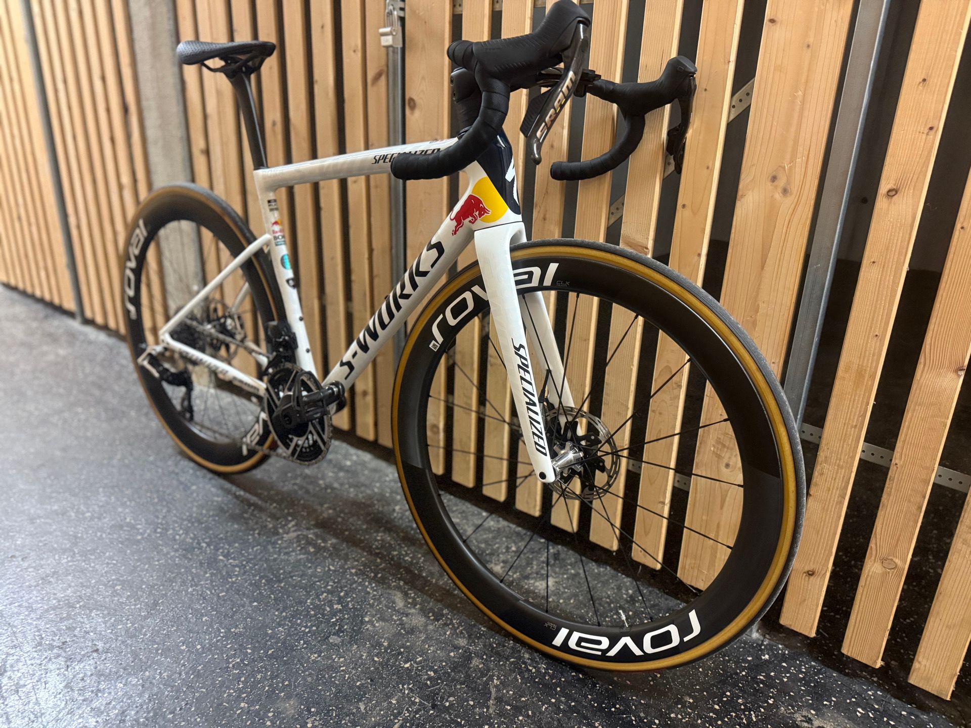 Specialized S-Works Tarmac SL8 LTD: Red Bull - BORA - hansgrohe Edition ...