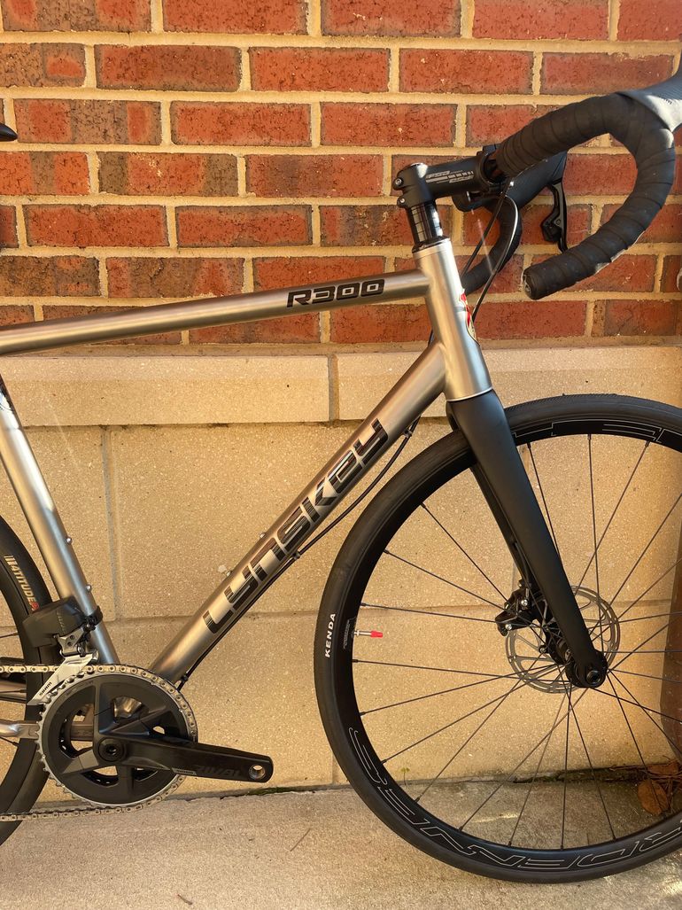 Lynskey R300 SRAM Rival eTap AXS 2024