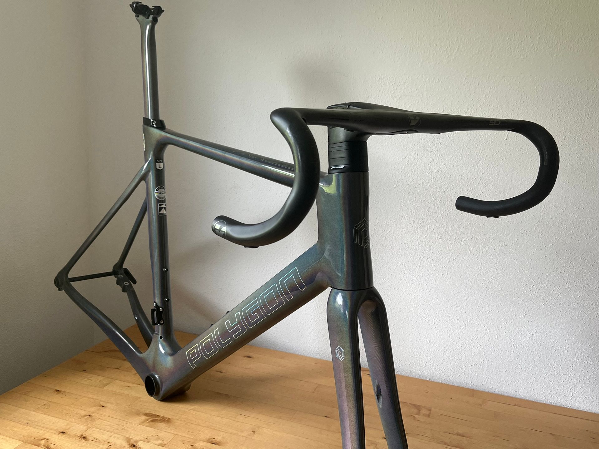 Polygon HELIOS A9X Frameset Including Vision 5D Integrated Handlebar 2025