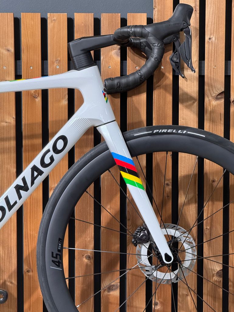 Colnago V4Rs Disc WC24 Ultegra Di2 W/Vision SC45 2024