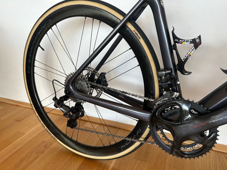 Bianchi Infinito Campagnolo Super Record EPS 2025