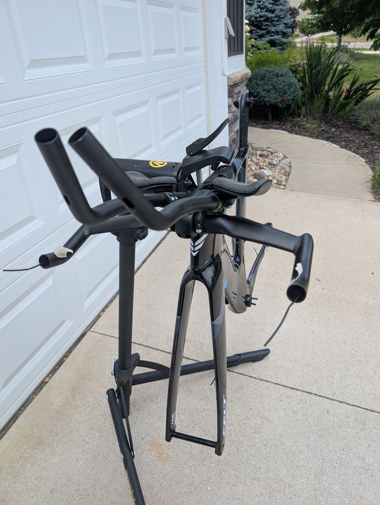 Felt IAx Advanced SRAM Force ETap AXS Frameset 2023