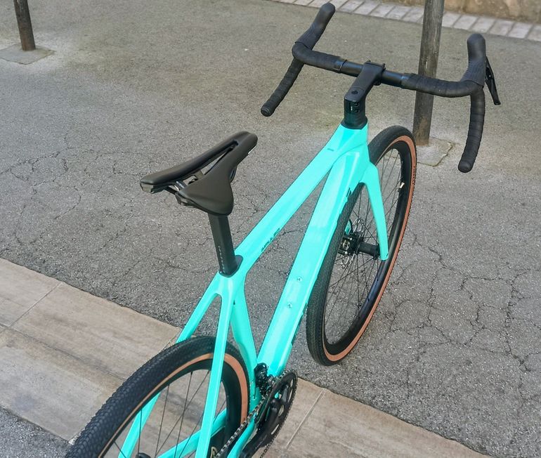 Bianchi Impulso COMP GRX 610 disc 2023 2023