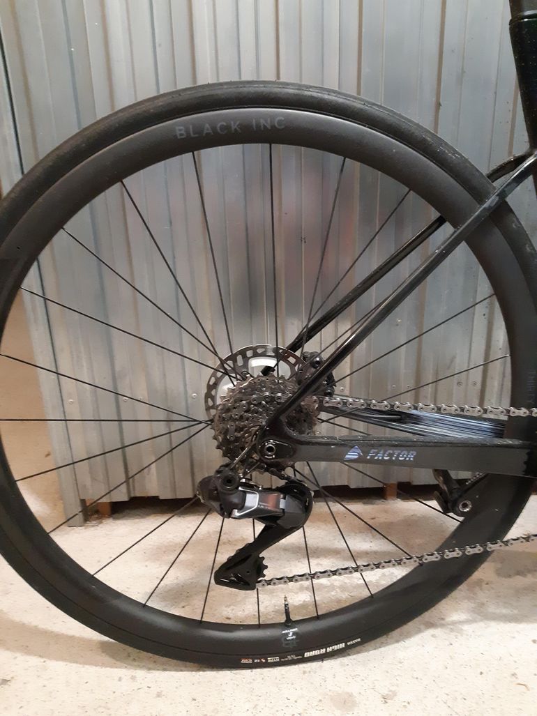 Factor Ostro VAM 2023, Black Inc. Thirty, Shimano Ultegra, SRM ...