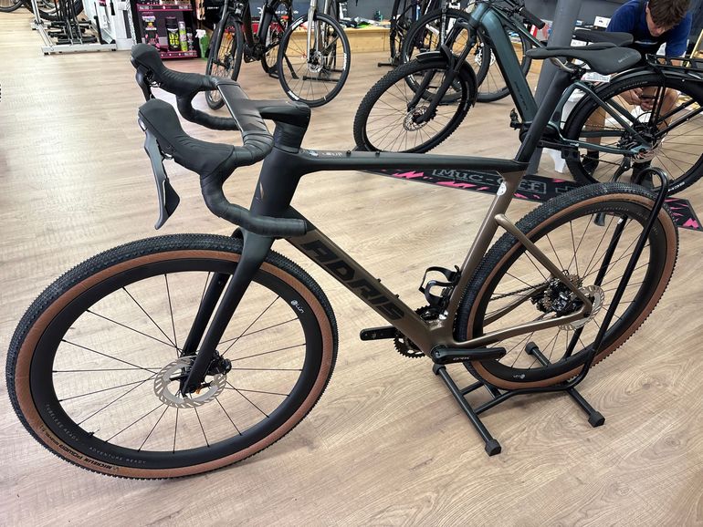 Adris Le Performance GR Grx 820 2025 2025