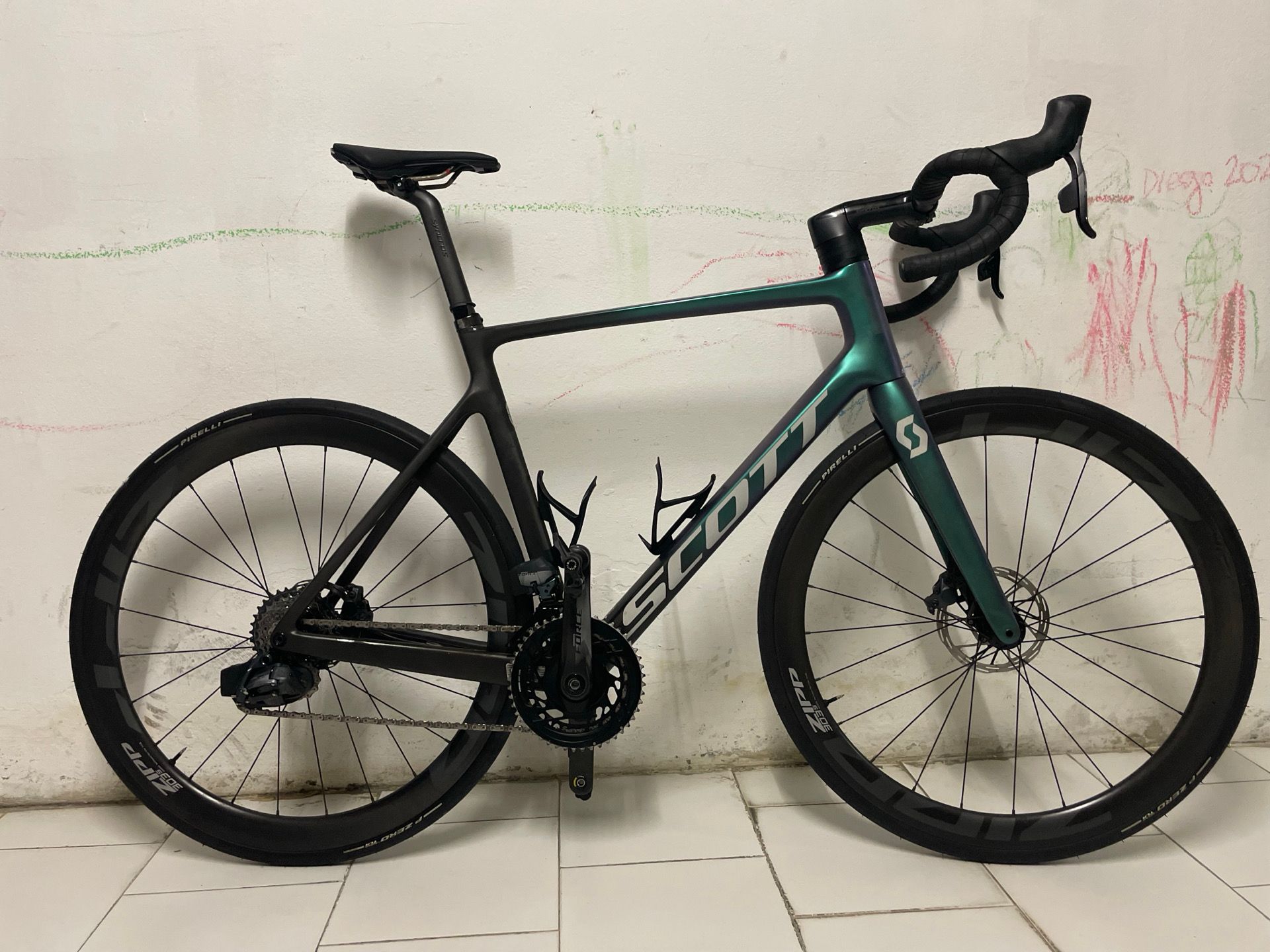Scott Addict RC SRAM Force eTap AXS 2021