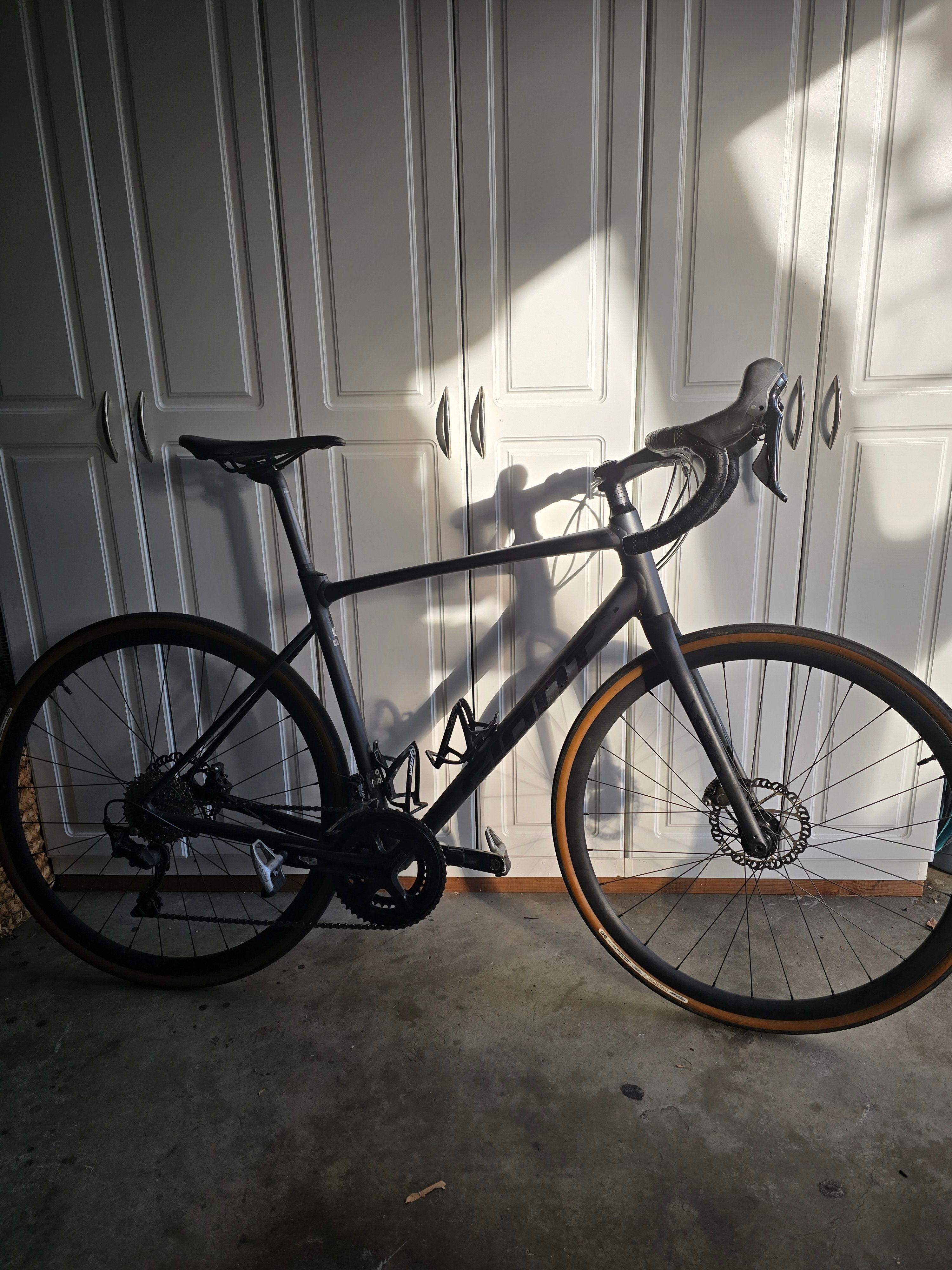 Giant Contend Shimano 105 2020