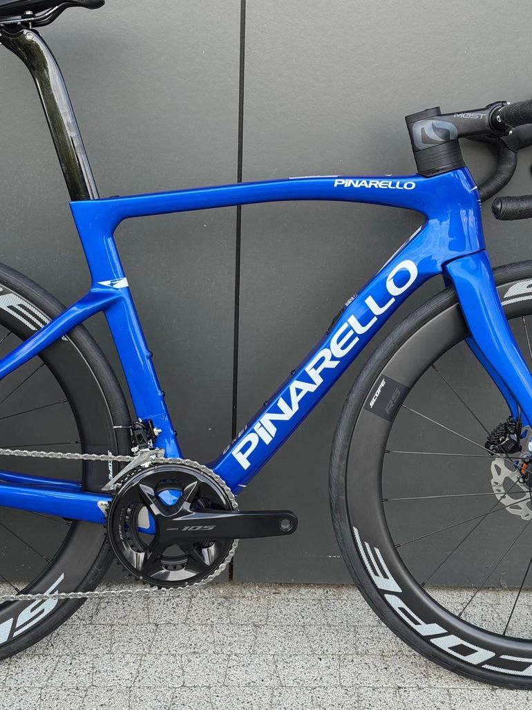 Pinarello F1 Scope R5 Disc Formula Blue 530 2025