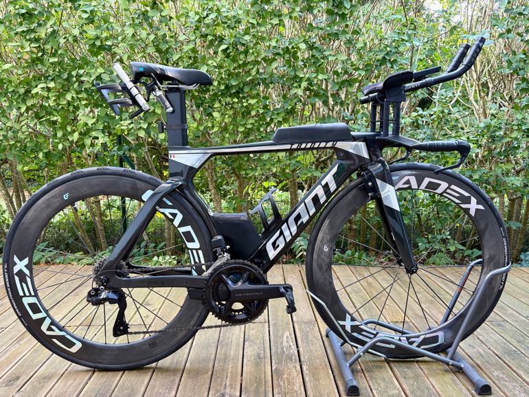 Giant Giant Trinity 2023 Shimano 105 DI2 2023