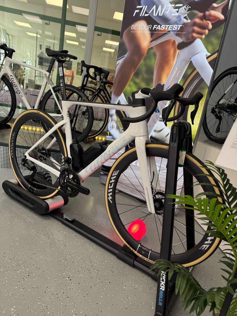 Wilier WILIER FILANTE SLR ID2 / Gr. L / Pure White / Shimano Dura Ace ...