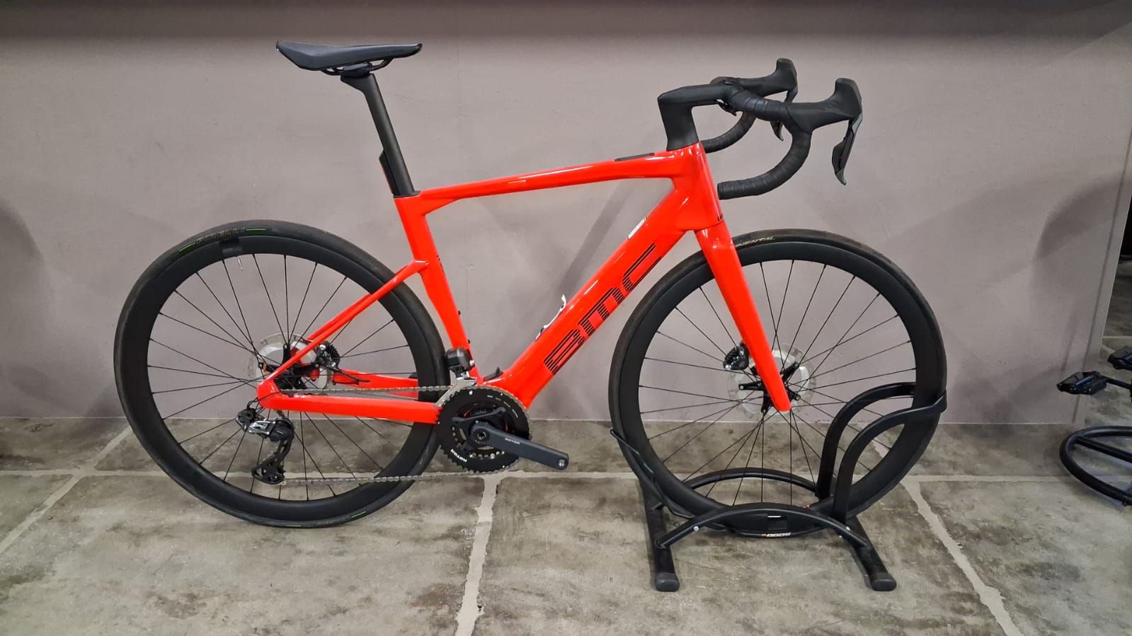 BMC Roadmachine 01 AMP TWO 2024 2024