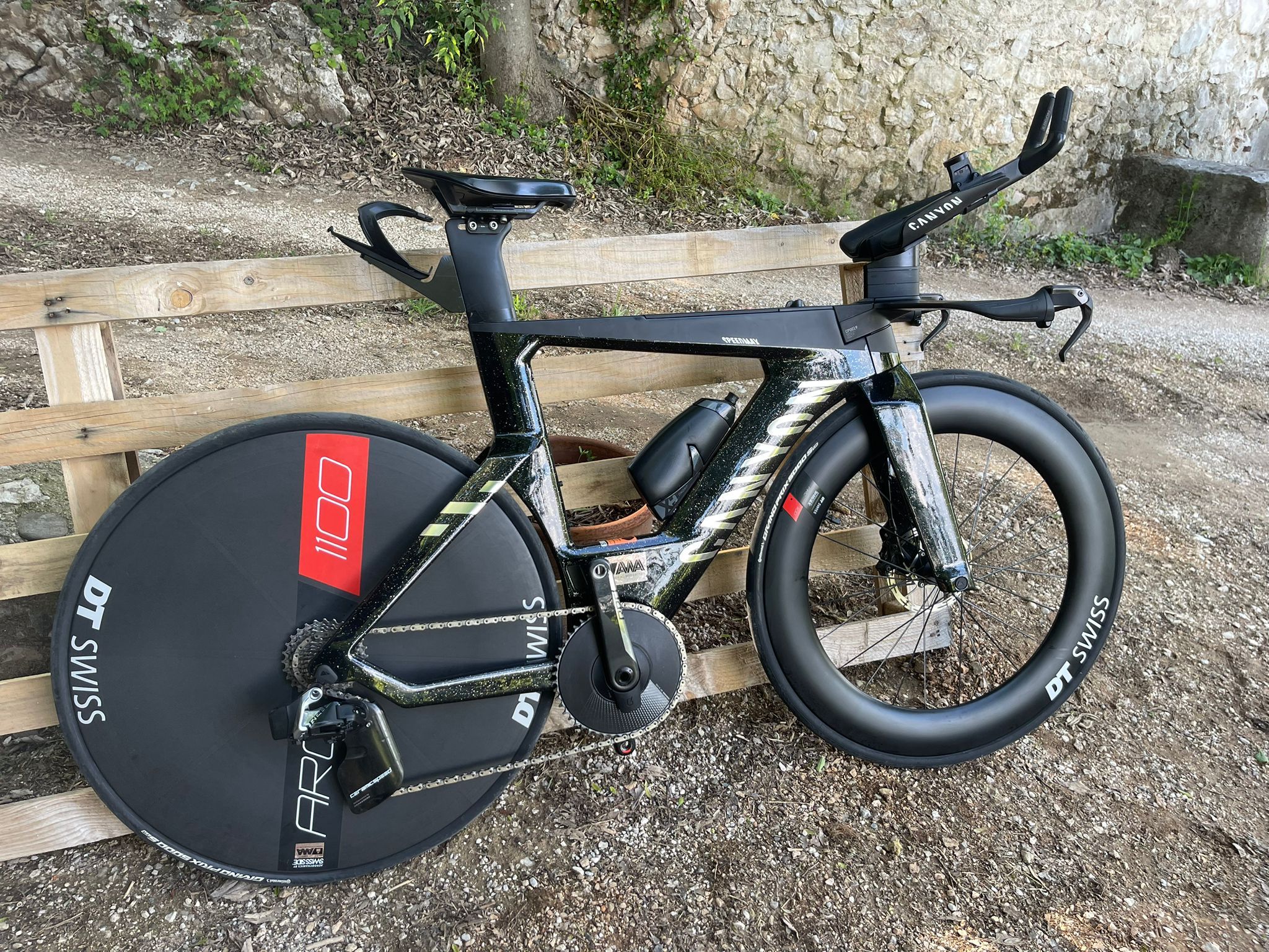 Canyon Canyon Speedmax CFR SRAM Red ETap AXS 1x DT Swiss Lenticular 2024