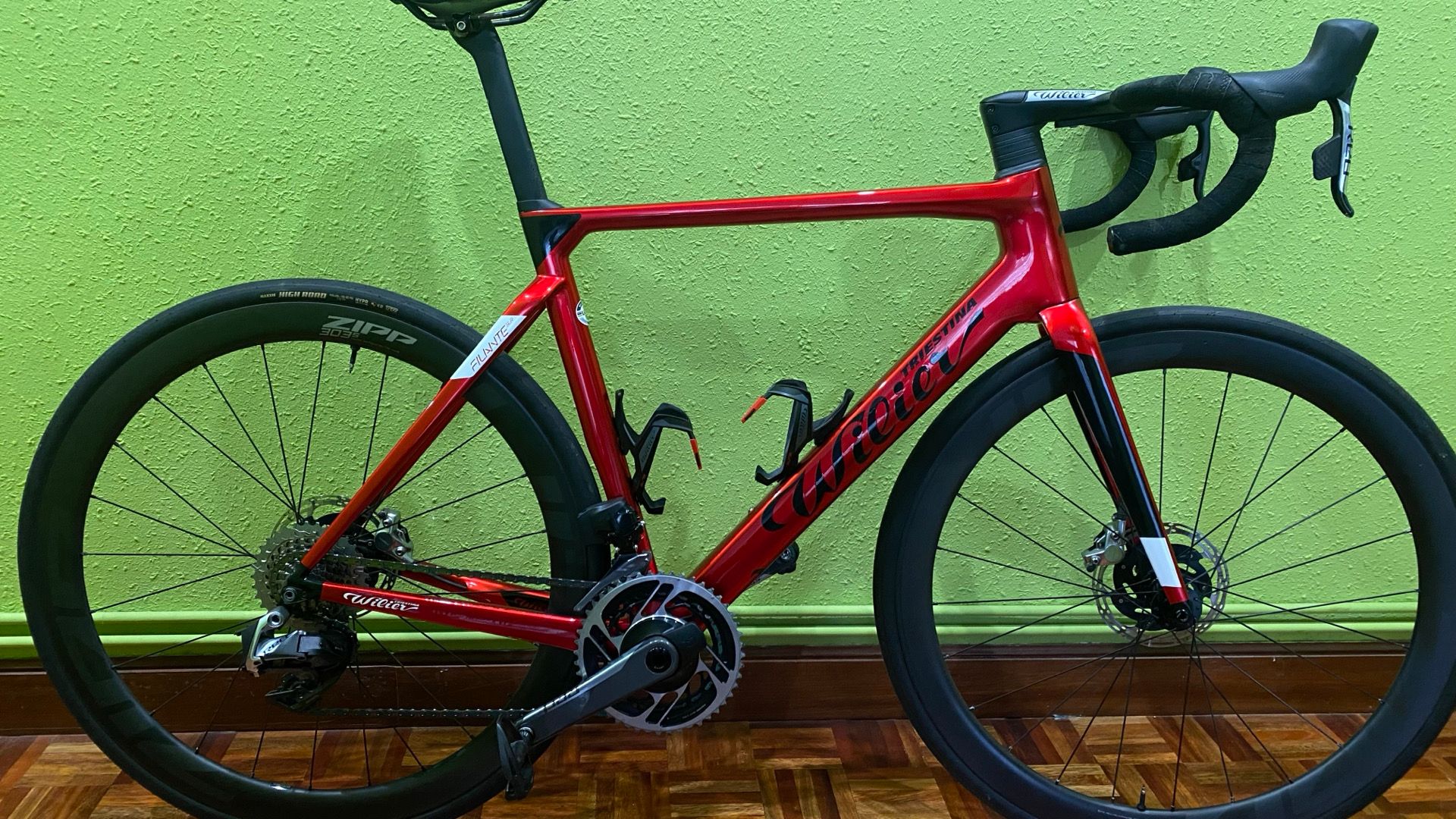 Wilier Filante SLR SRAM RED AXS E1 2X12S WITH POWERMETER 2024 2024