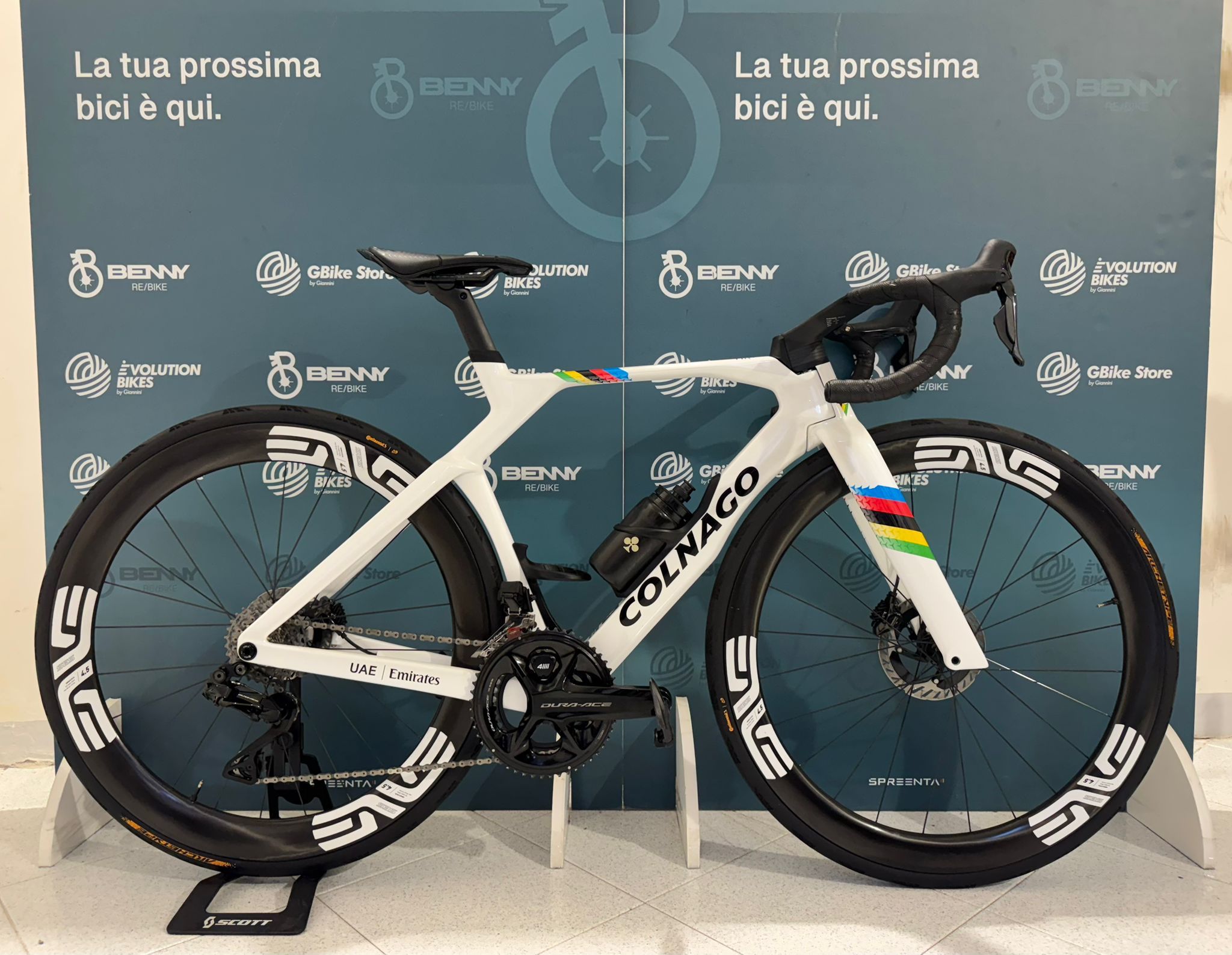 Colnago Y1rs Dura-Ace Di2 Enve SES 4.5 2025