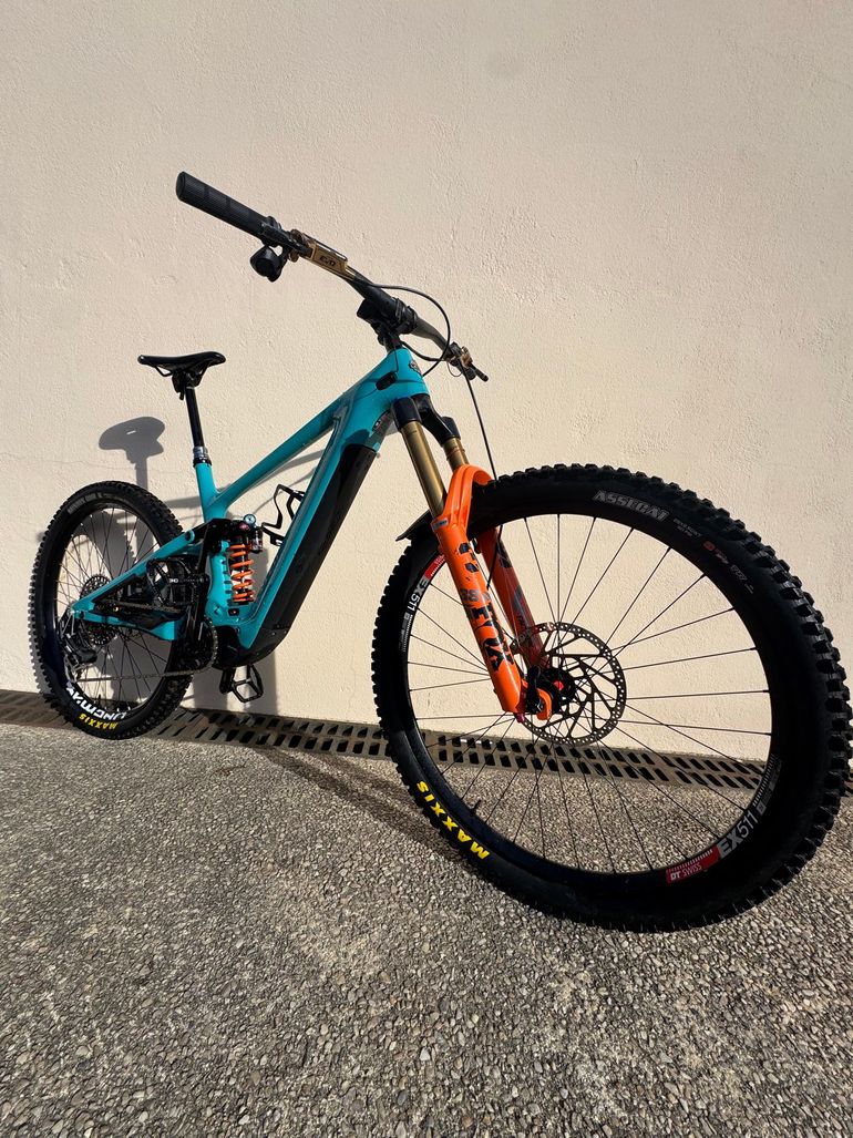 Yeti 160e SRAM X01 Eagle AXS 2023