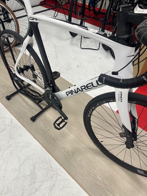 Pinarello GRS 2018