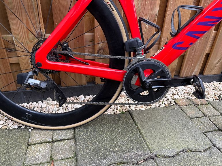 Canyon Aeroad SRAM Rival eTap AXS 2024