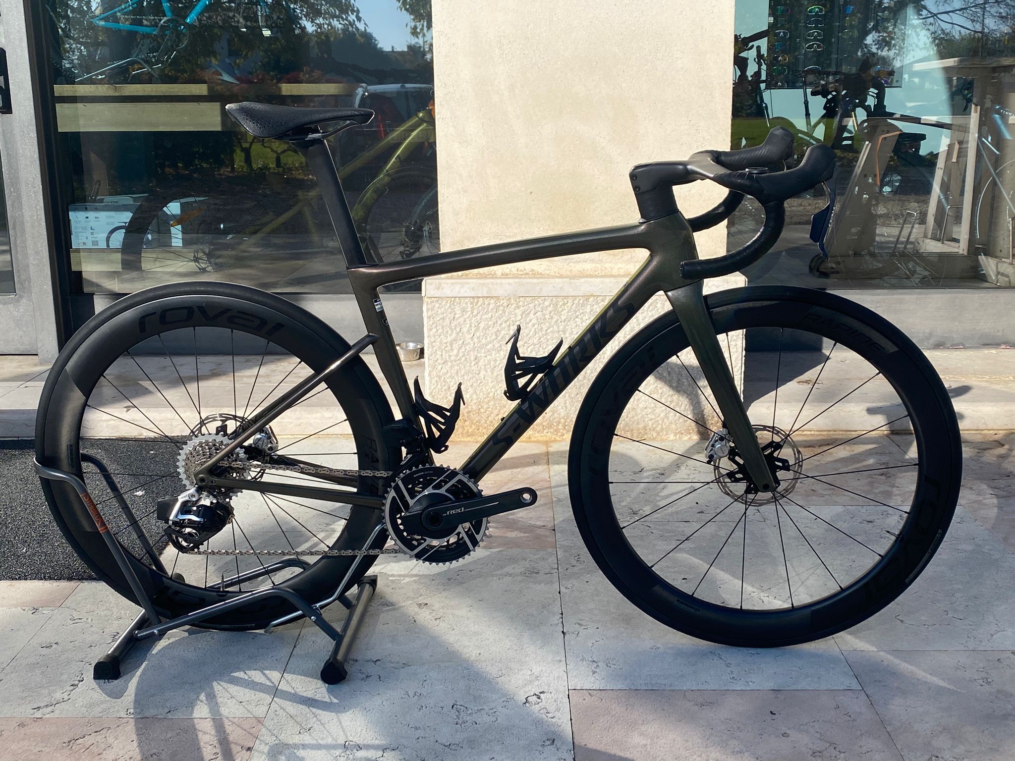 Specialized S-Works Tarmac SL8 – SRAM RED AXS 2025 2025