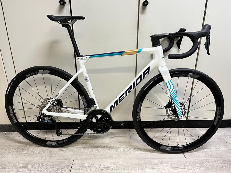 Merida Merida Scultura 5000 Bahrain Victorious Team Replica Shimano 105 ...
