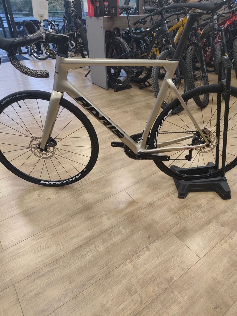 Adris Le Performance 105 2022