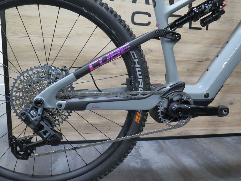 CUBE AMS Hybrid One 44 C:68 X TM 400x29 2025