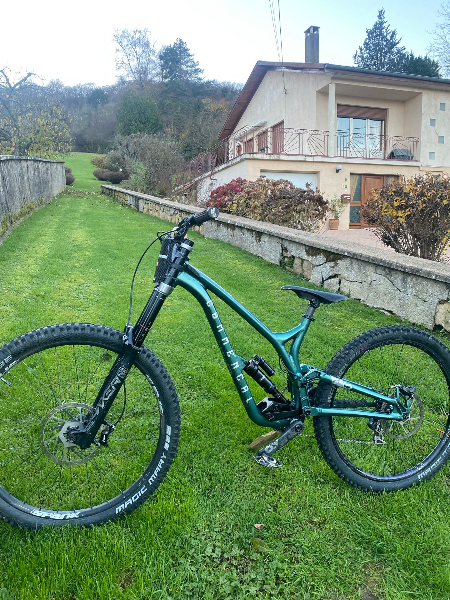 Commencal COMMENCAL SUPRÊME V4 Team 2022 2022