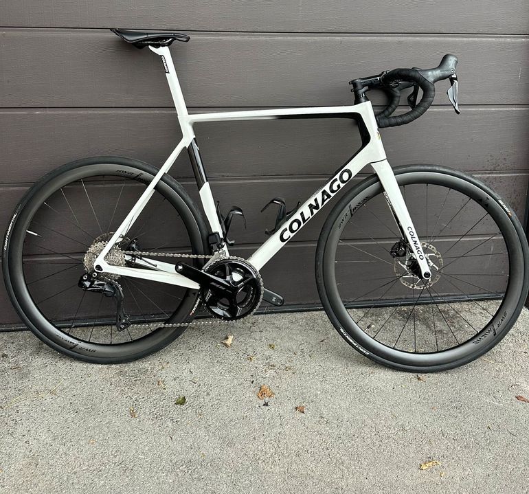 Colnago V3 Disc 105 Bike 2023 2023