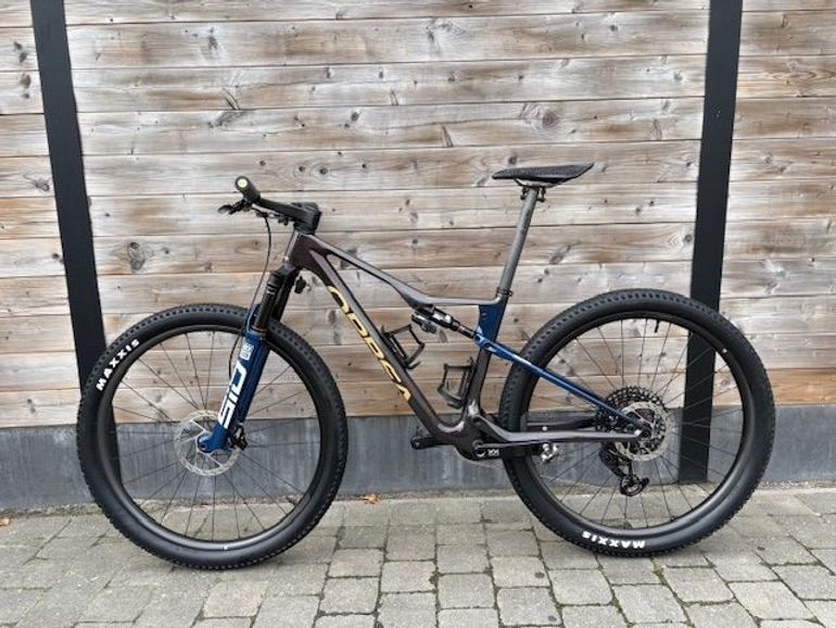 Orbea Oiz M LTD 2025 Flight Attendant 2025