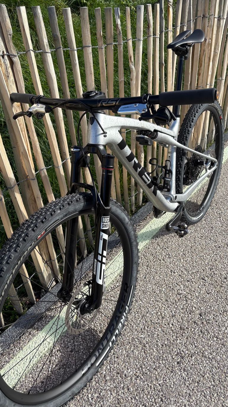 Trek Supercaliber SLR 9.9 Flight Attendant Gen 2 2025 2025