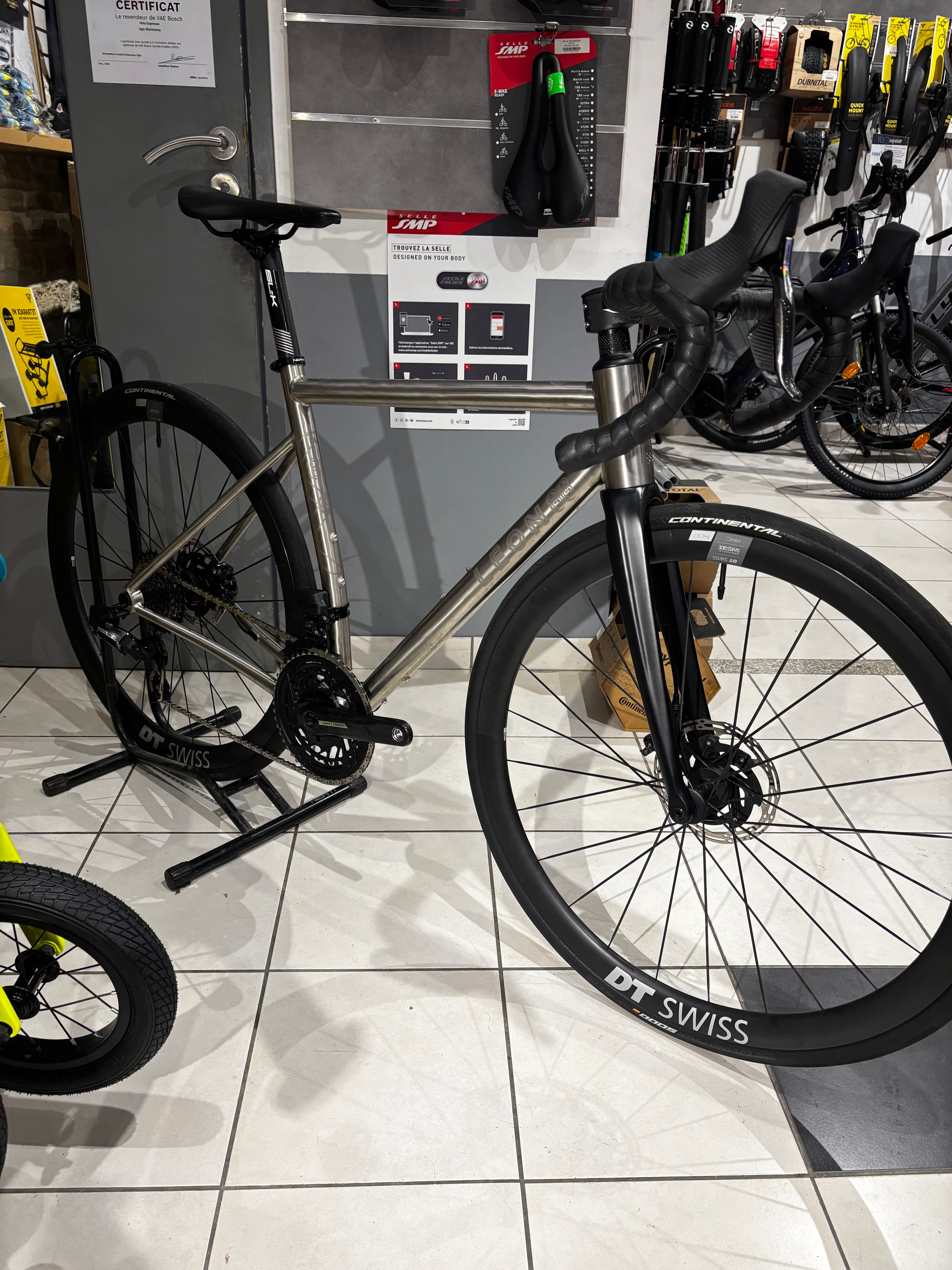 Leon Torrentibus Léon Frameworks GENUS KIT CADRE De SERIE - M 2025